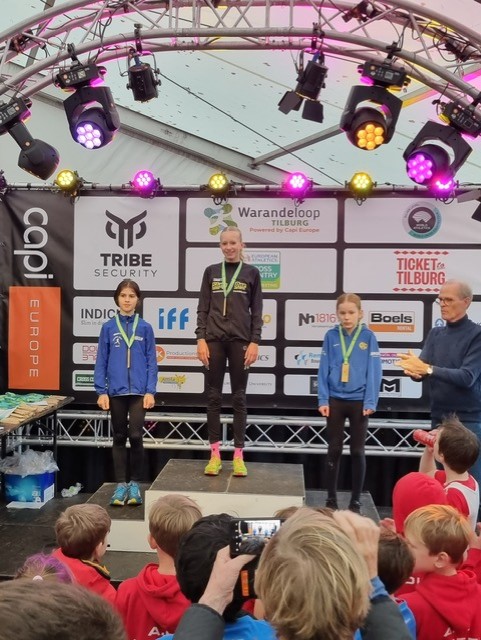 Sophie Willems wint Warandelloop in Tilburg - AV Rijssen